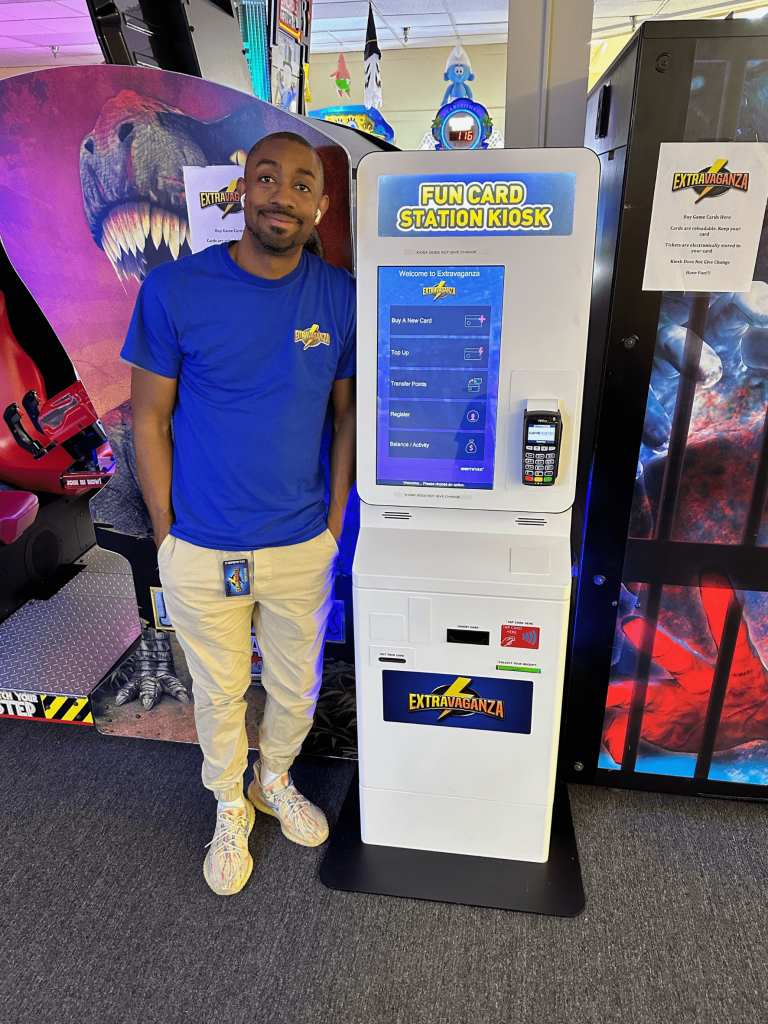 Extravaganza Arcade Goes Cashless with Semnox Solutions